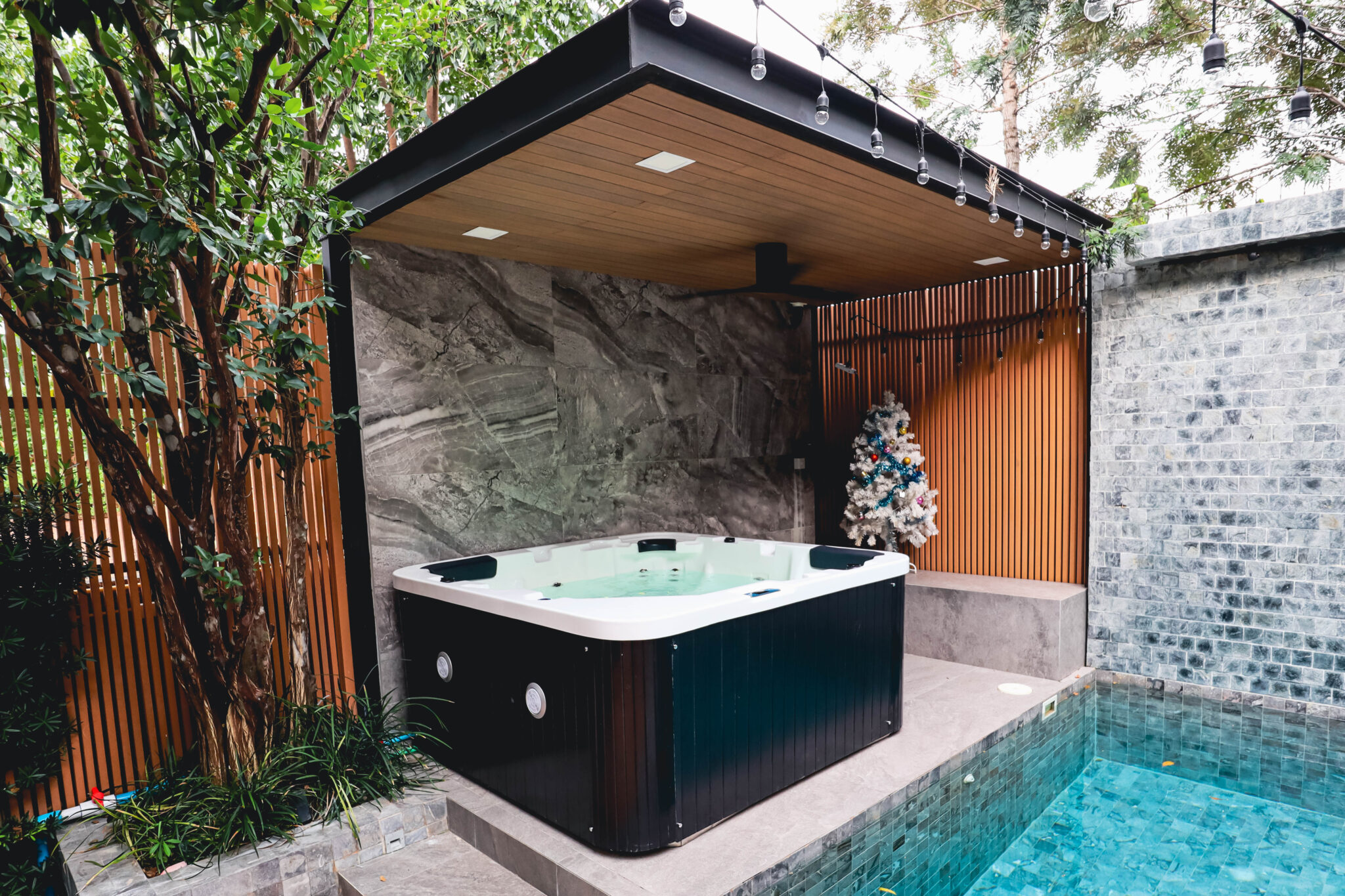 Gallery - www.aquajacuzzithai.com